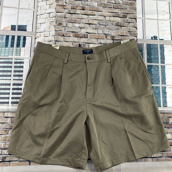 Dockers | Shorts | Nwtmens Dockers Tan Pleated 4 Pocket Standard Length ...